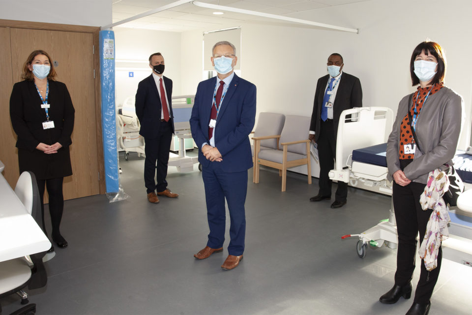 New theatre and ward facilities open at Doncaster Royal Infirmary ...