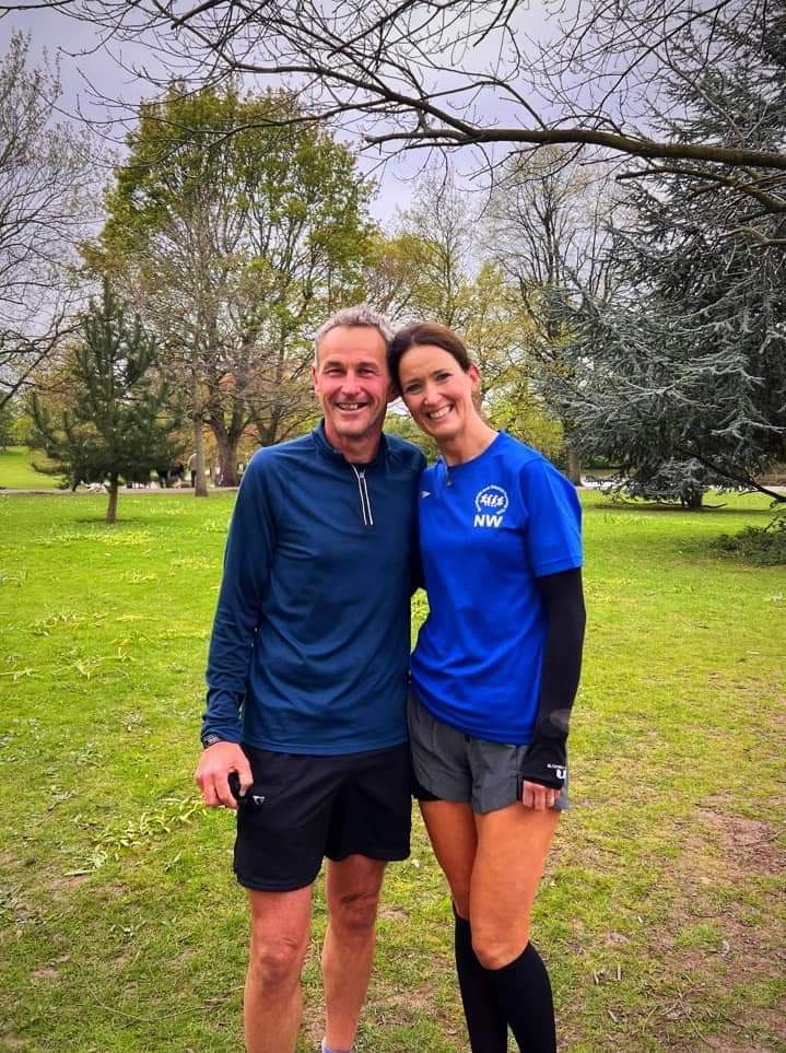 Off-duty nurse saves life of runner - Doncaster and Bassetlaw Teaching ...