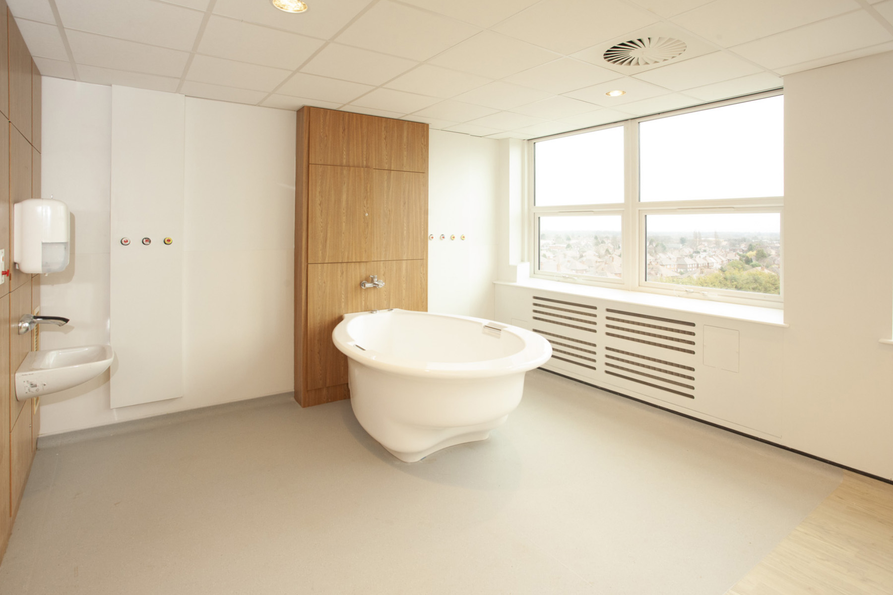 New Delivery Suite opens at Doncaster Royal Infirmary - Doncaster and ...