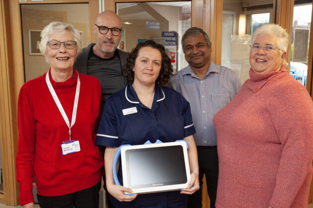 Doncaster Cancer Detection Trust Donate Life-saving Liver Scanner to ...